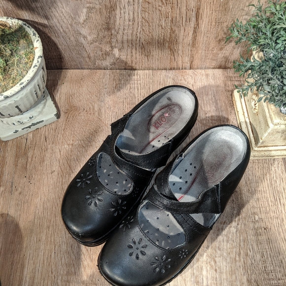 Klogs | Shoes | Klogs Mary Jane Style Clogs Nursing Career Sz 8 Box66 ...